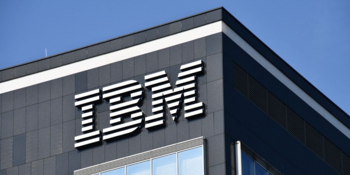 IBM is offering job opportunity as Application Developer: AWS Cloud FullStack